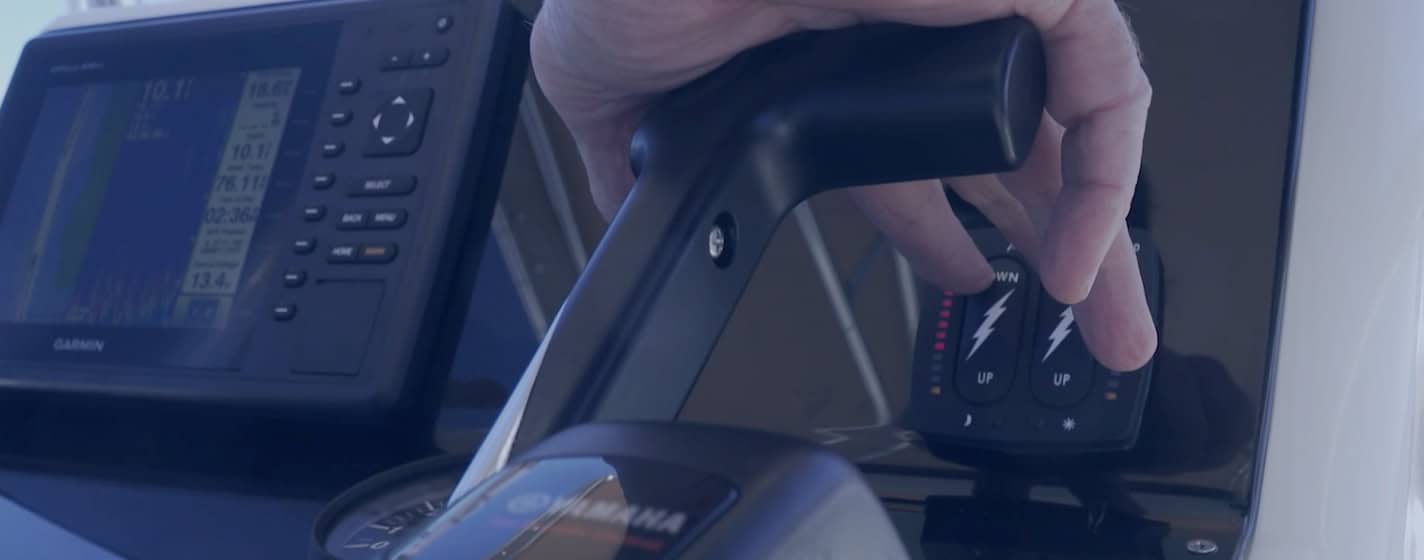 What Are Trim Tabs? | How They Work + Pro Tips – Bennett Marine